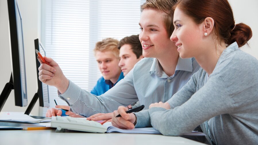 Azubi-BASIC: 1. Lehrjahr (Beginn ab 08/2023)